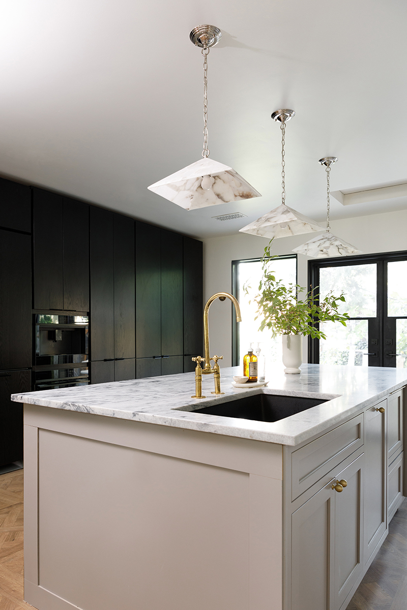 StarMark Cabinets are the Star of the Show in Kitchen Remodel - MasterBrand Design Blog