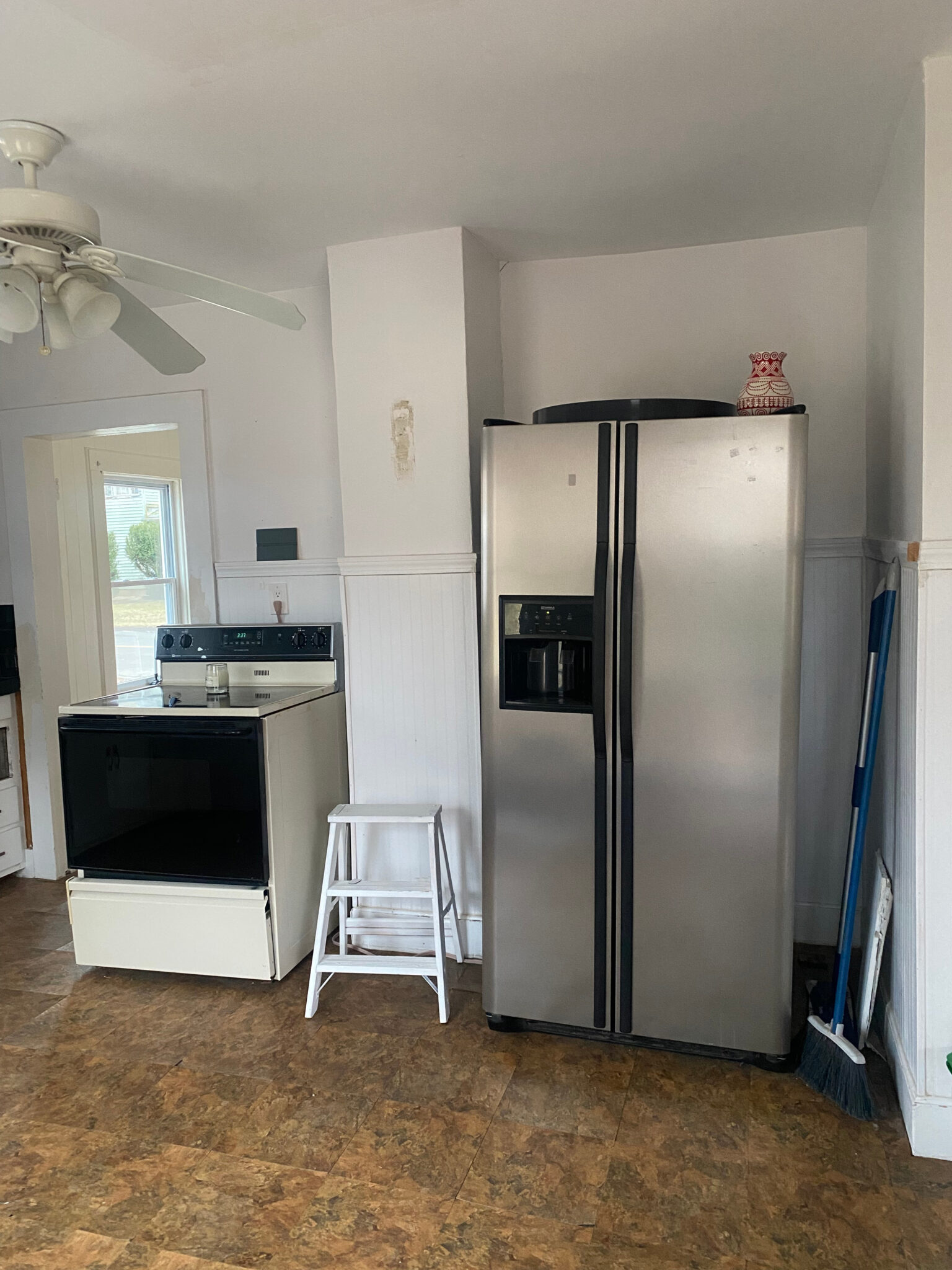 Innovative Kitchen Design: Style Director's Bold Use of Three Finishes ...